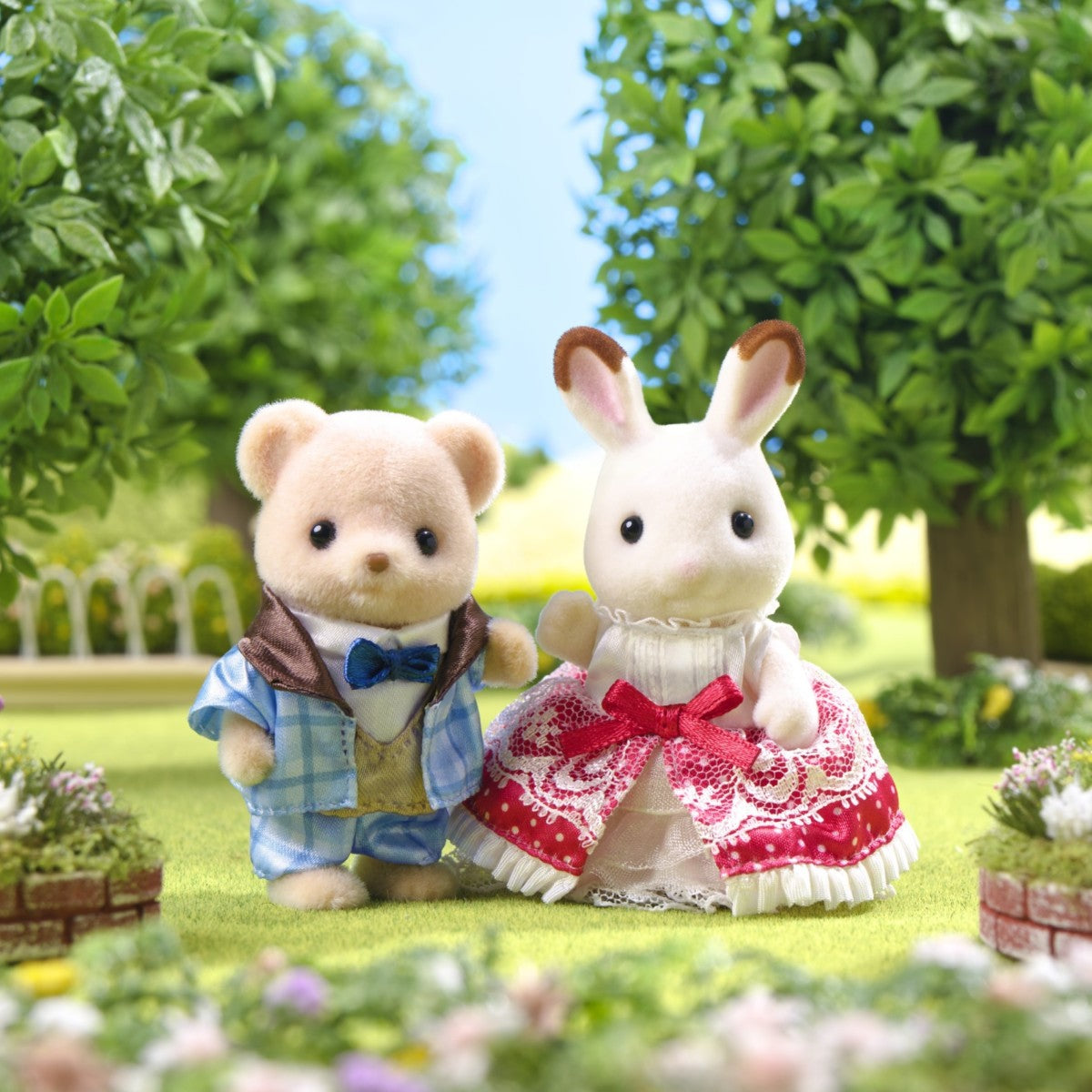 Calico Critters 40th Anniversary Friends Set - Freya & Theo – Owl and ...